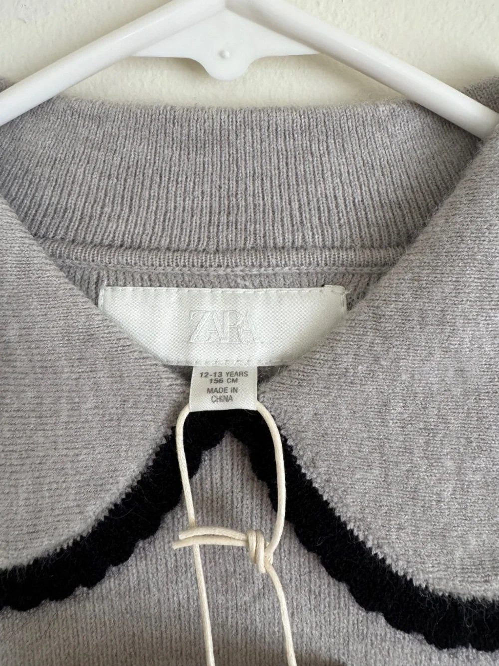 Zara | Shirts & Tops | Nwt Zara Girls Sweater With Bows 213 156cm ...